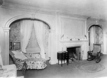 Interior view of Hamilton House, southwest chamber, South Berwick ...