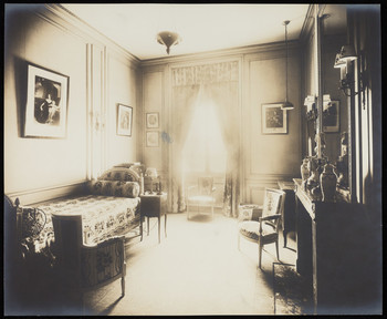 Sitting room, Ogden Codman, Jr., residence at 7 East 96th Street, New ...