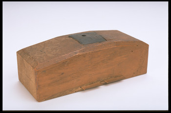 Peg Maker | Historic New England