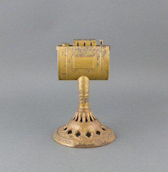 Lard Lamp | Historic New England