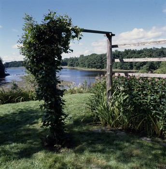 River from gardens, Hamilton House, South Berwick, Maine | Historic New ...