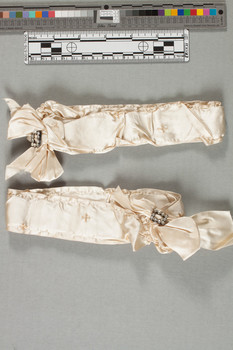 Pair of Garters | Historic New England