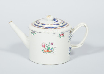 Tea pot | Historic New England