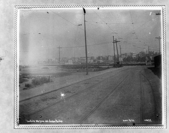 Looking northerly from Old Chelsea Bridge | Historic New England